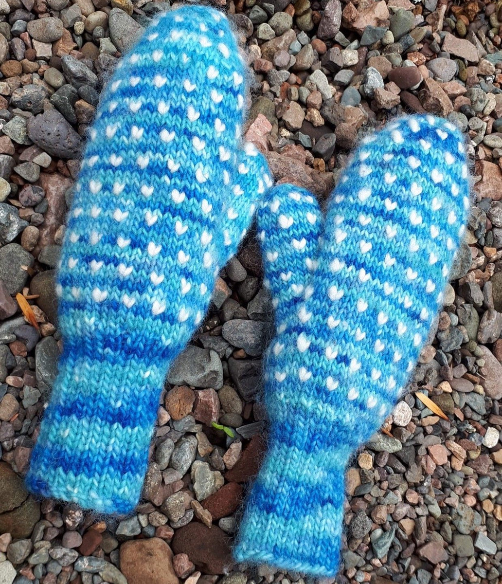 Thrum Mitt Kit I Northern Lights Collection – Prairie Spirit Alpacas Store